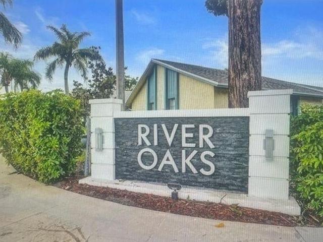 9127 SW 21st St Apt E, Boca Raton, FL 33428