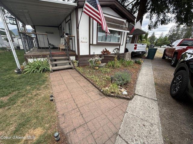 9128 N Starr Loop, Hayden, ID 83835