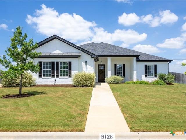 9128 Green Tree Dr, Salado, TX 76571