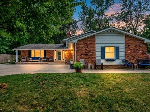 9128 Idlewood Dr, Mentor, OH 44060