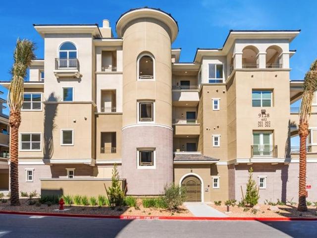 9128 Las Manatias Ave, Las Vegas, NV 89144