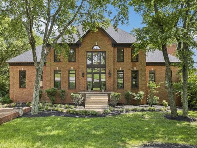 9129 Brentmeade Blvd, Brentwood, TN 37027