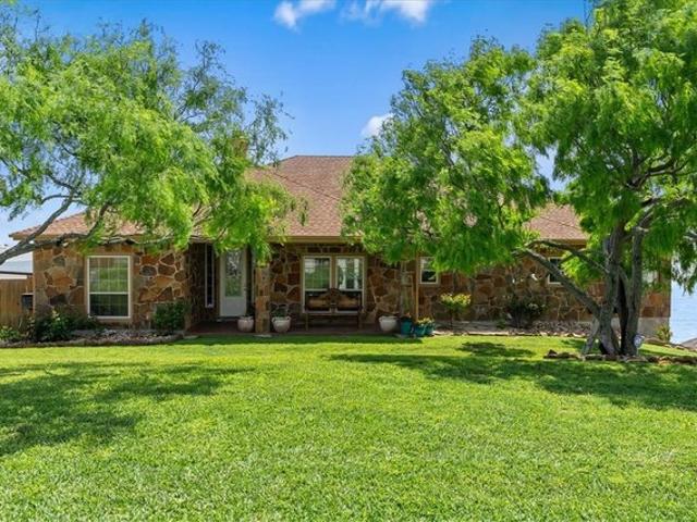 9129 County Road 2226, Taft, TX 78390