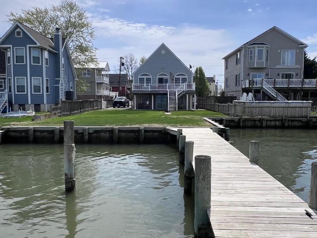9120 Hinton Ave, Sparrows Point, MD 21219 | MLS #MDBC2159