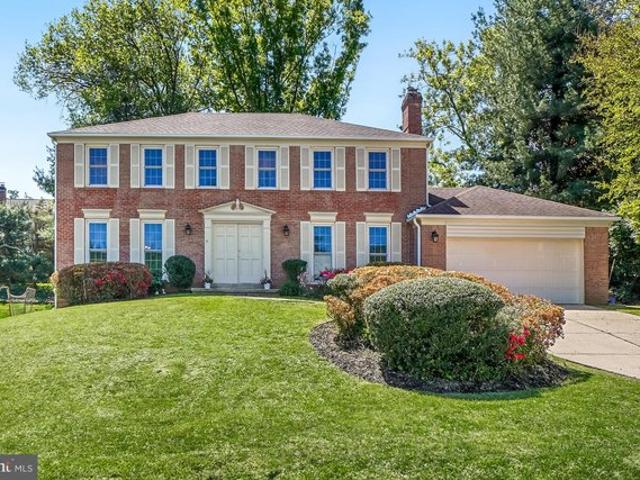 9120 Paddock Ln, Potomac, MD 20854