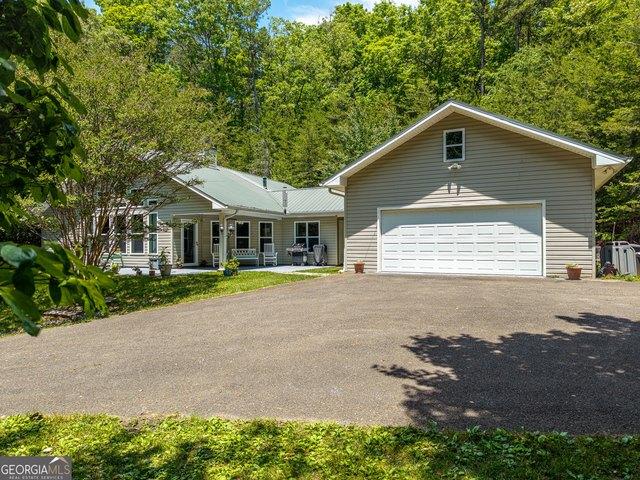 9121 Roy Rd, Ellijay, GA 30536