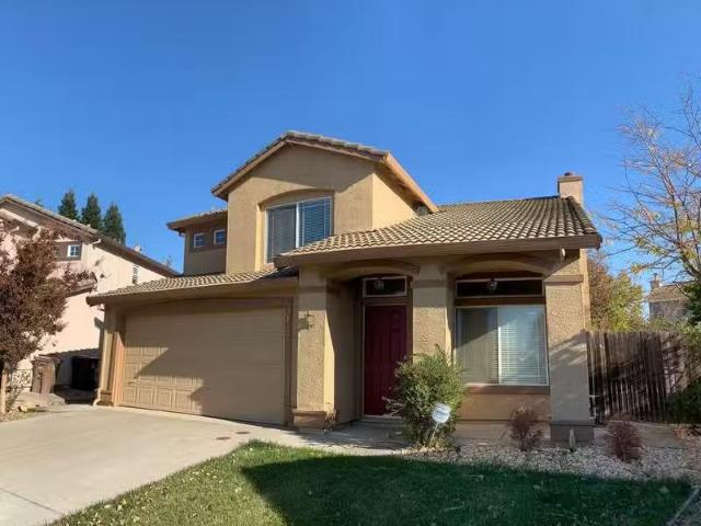 9122 Leland Oaks Ct