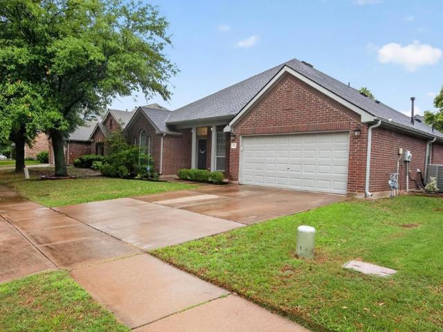 9122 Water Oak Dr, Arlington, TX 76002 | MLS #21244 | Compass
