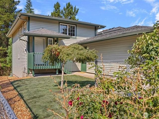 9122 11th Pl W, Everett, WA 98204