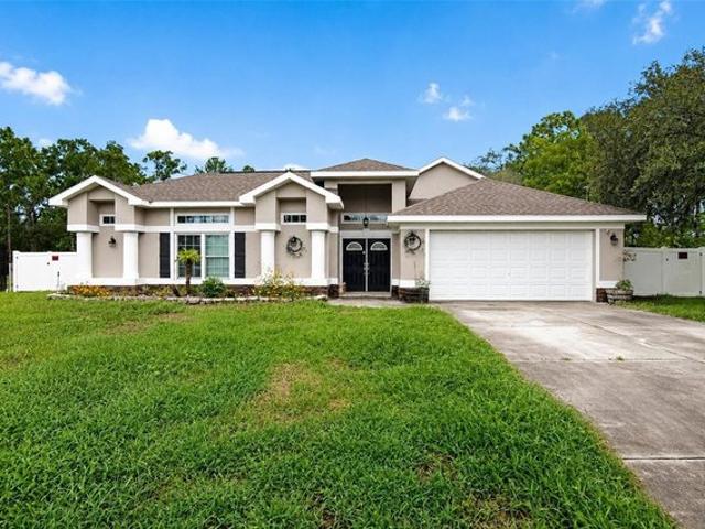 9123 Mavis Rd, Weeki Wachee, FL 34613