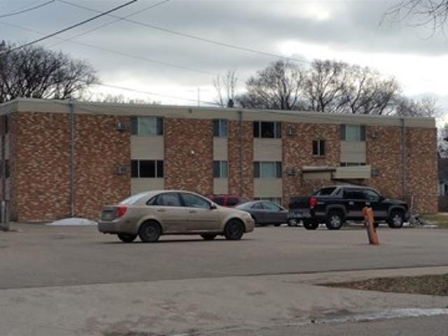 912 10th Avenue South 2 Bedrooms, 0 Bathroom