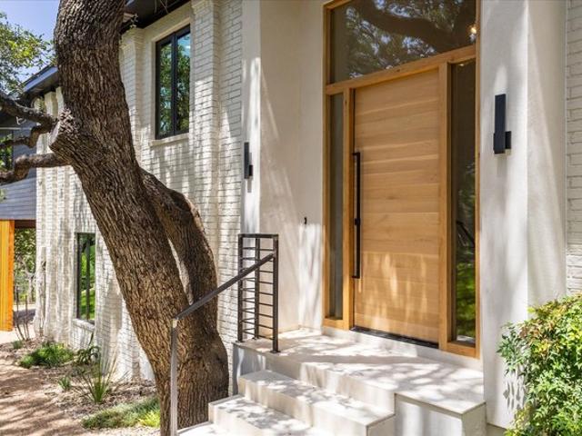 912 Calithea Rd, West Lake Hills, TX 78746