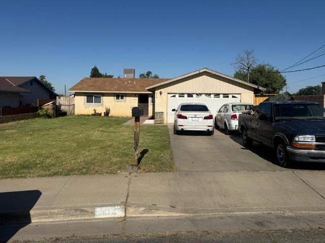 912 Crane St, Bakersfield, CA 93306