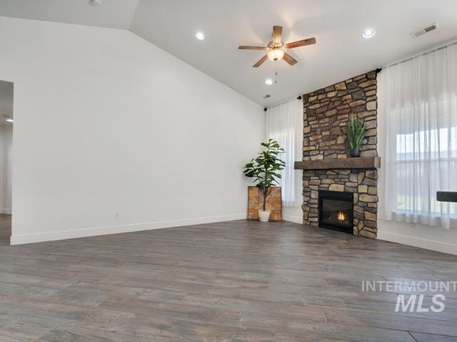 912 Donna Court