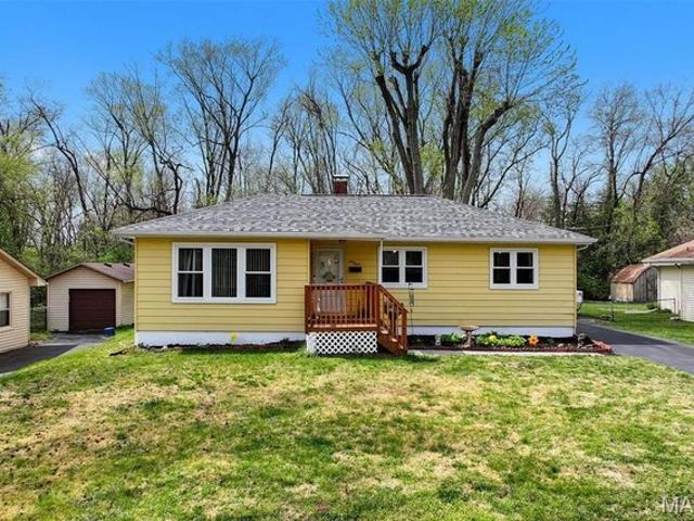 912 Dina Ave, Collinsville, IL 62234