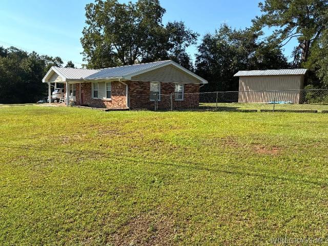 912 E Roy Parker Road
