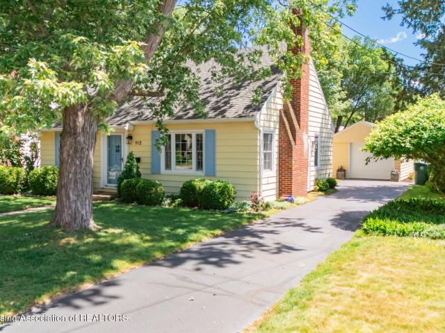 912 Evergreen Avenue