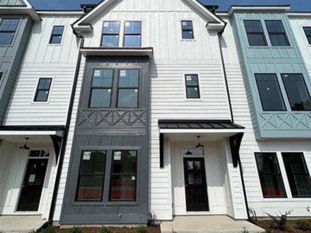 912 Jennings Ln, Chesapeake, VA 23322