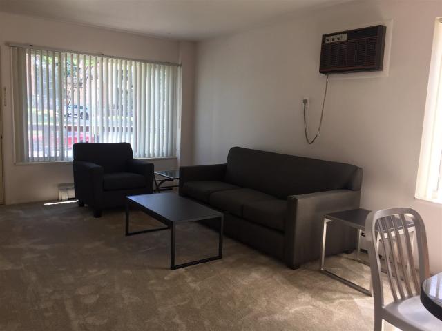 912 Oakland Avenue # Unit: 4