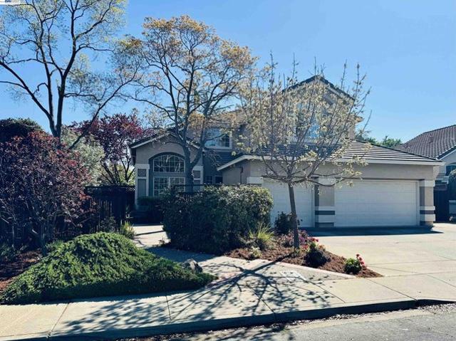 912 Loyola Way, Livermore, CA 94550