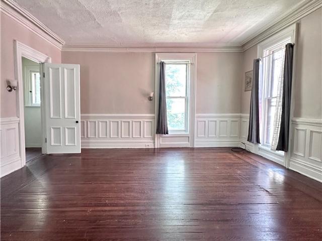 912 Lafayette Avenue