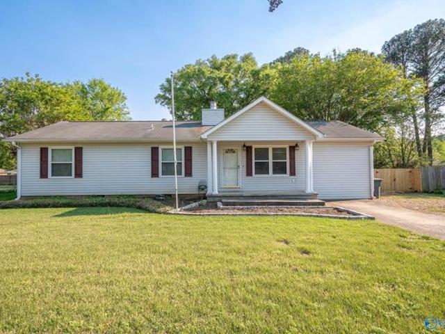 912 Mountain Gap Rd SE, Huntsville, AL 35803