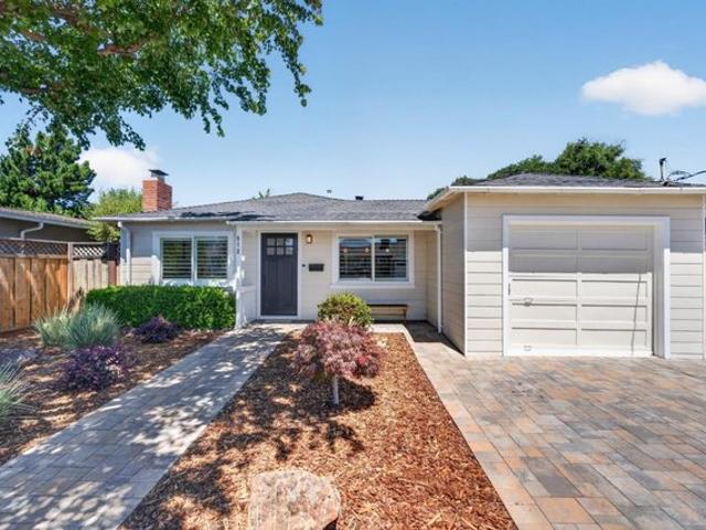 912 Montgomery St, San Carlos, CA 94070