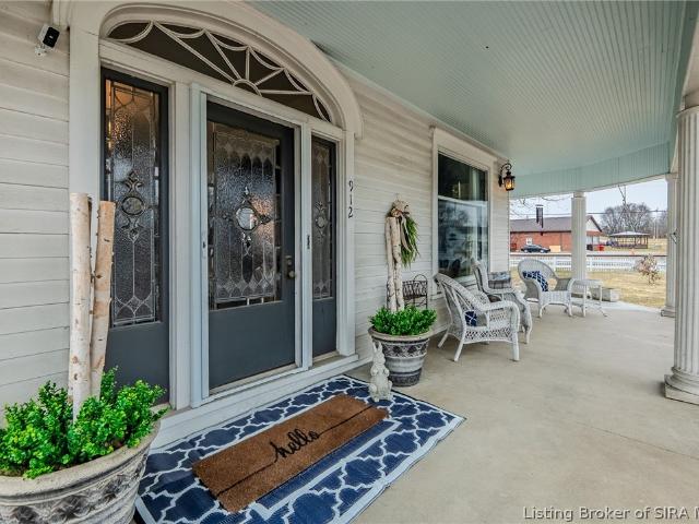 912 Main Street