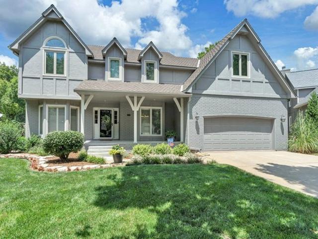 912 N Gatewood Ct, Wichita, KS 67206
