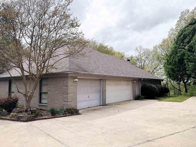 912 Nottingham Court