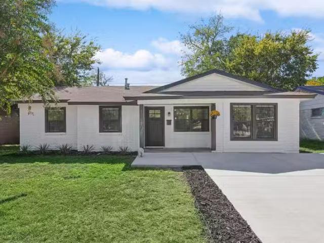 912 S Murray St, Mc Kinney, TX 75069 MLS 20761522