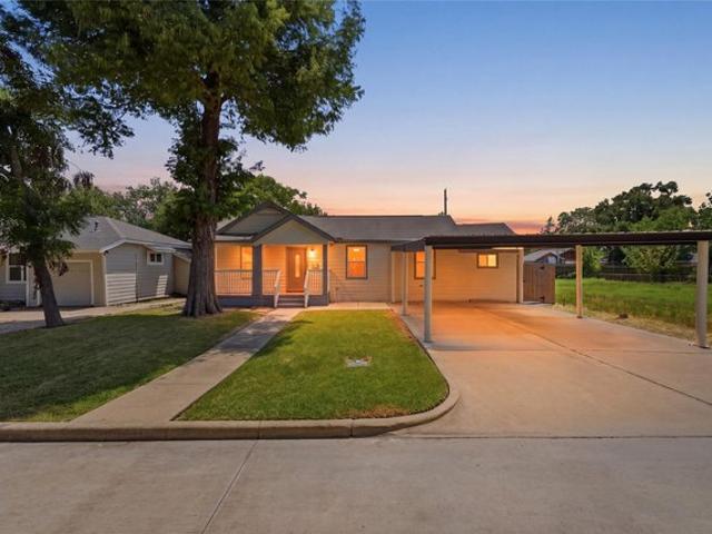 912 Seymour St, Pasadena, TX 77506