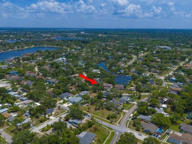 912 Seminole Blvd, Tarpon Springs, FL 34689