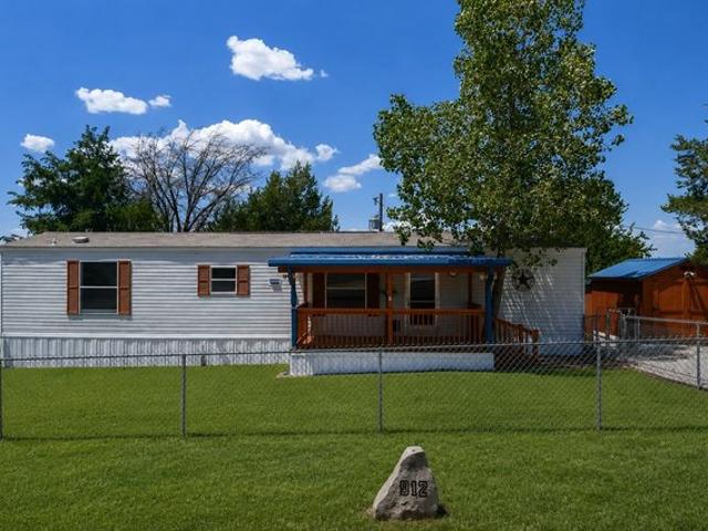 912 Pease River Dr, Granbury, TX 76048
