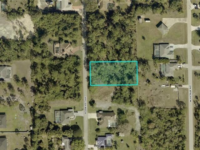 912 Roosevelt Ave, Lehigh Acres, FL 33936 | MLS #2025010