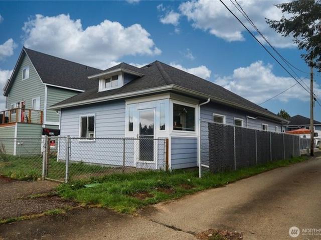 912 Ramer Ave, Hoquiam, WA 98550