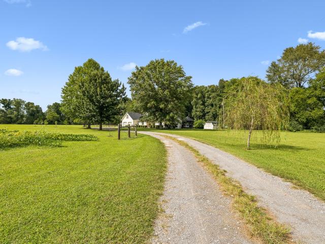 912 River Barfield Rd