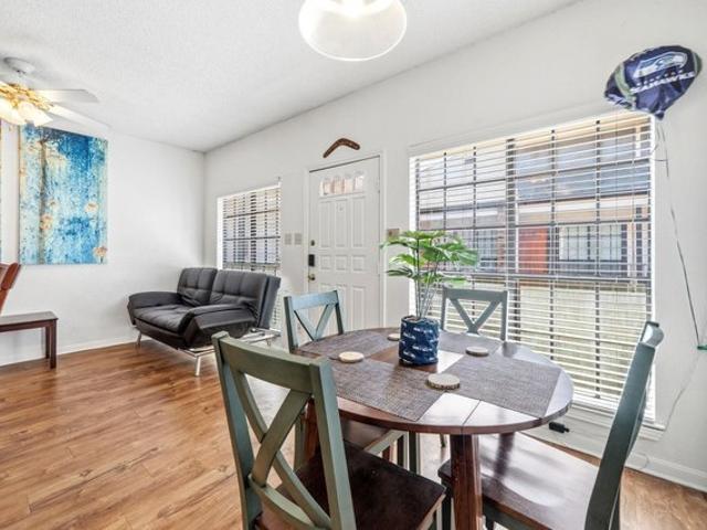 912 W 22nd St Apt 309, Austin, TX 78705