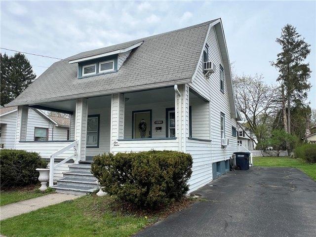 912 W Gray St, Elmira, NY 14905