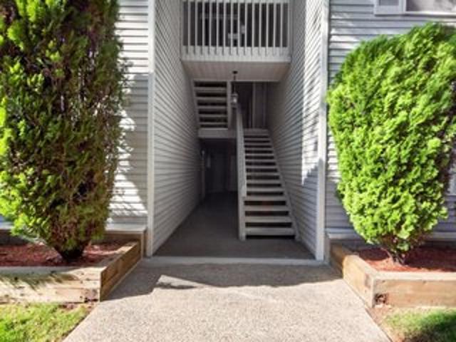 912 W Lincoln Pl Apt 102, Spokane, WA 99204