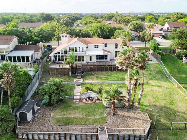 912 Waterview