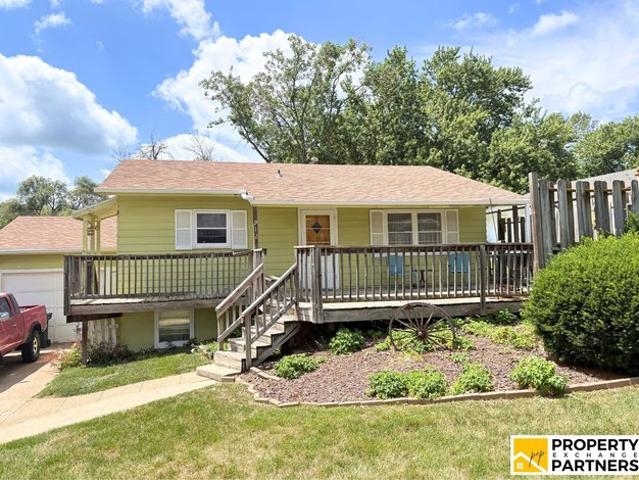 912 Walnut St, Wayne, NE 68787