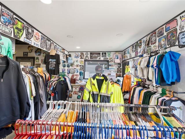 912 Tiogue Avenue