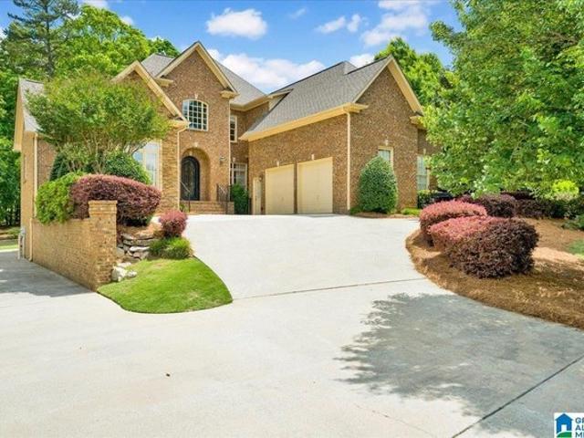 912 Trinity Ct, Hoover, AL 35242