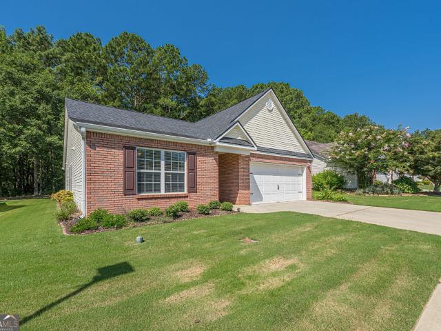 912 Village View Circle