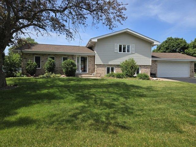 9134 Schafer Dr, Saint John, IN 46373