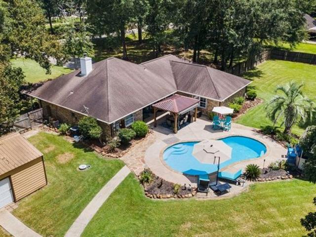 9135 Midway Dr, Orange, TX 77630