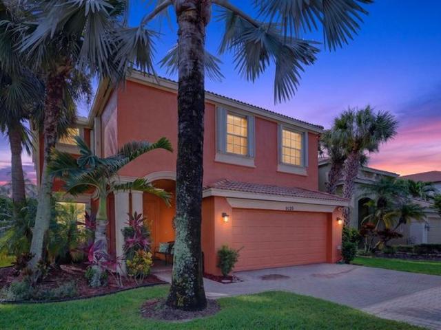 9135 Dupont Pl, Wellington, FL 33414