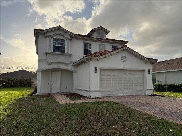 9135 Leatherwood Loop, Lehigh Acres, FL 33936