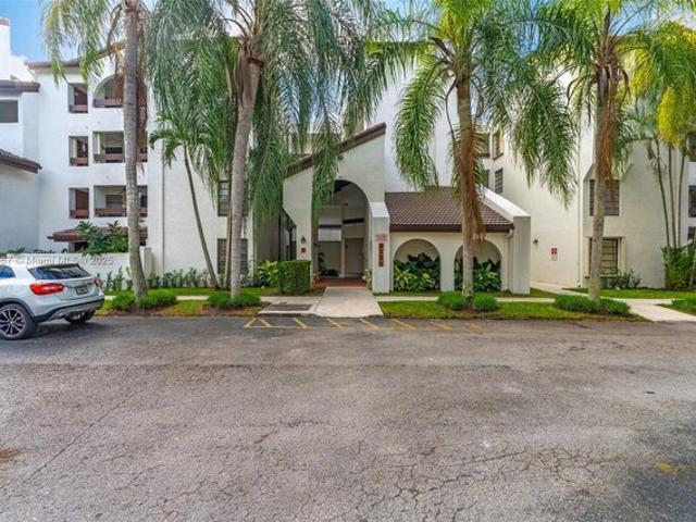 9135 SW 125th Ave Apt 107P, Miami, FL 33186